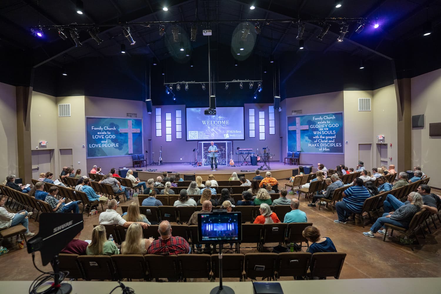 Redfield - Family Church - We're Family. We're Church.